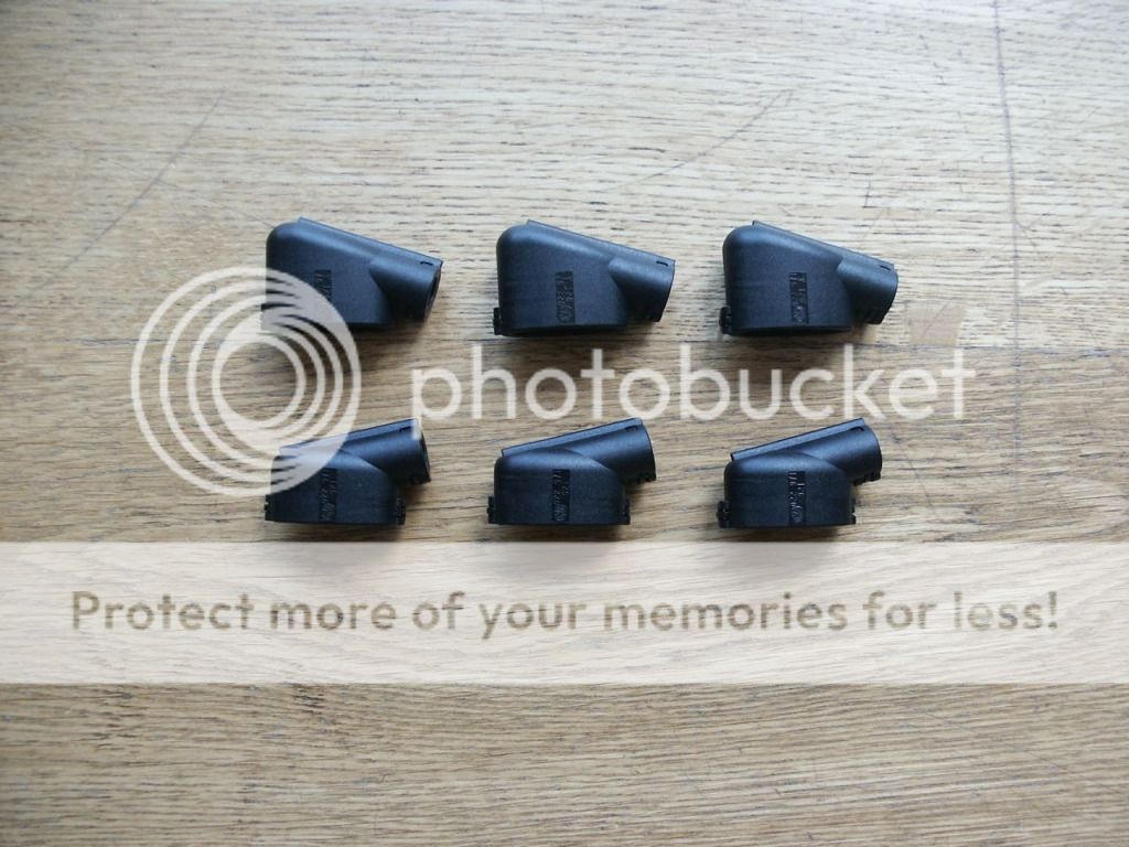 Rocker cover Red with Black Coil pack covers! | VW Golf R32 Forum